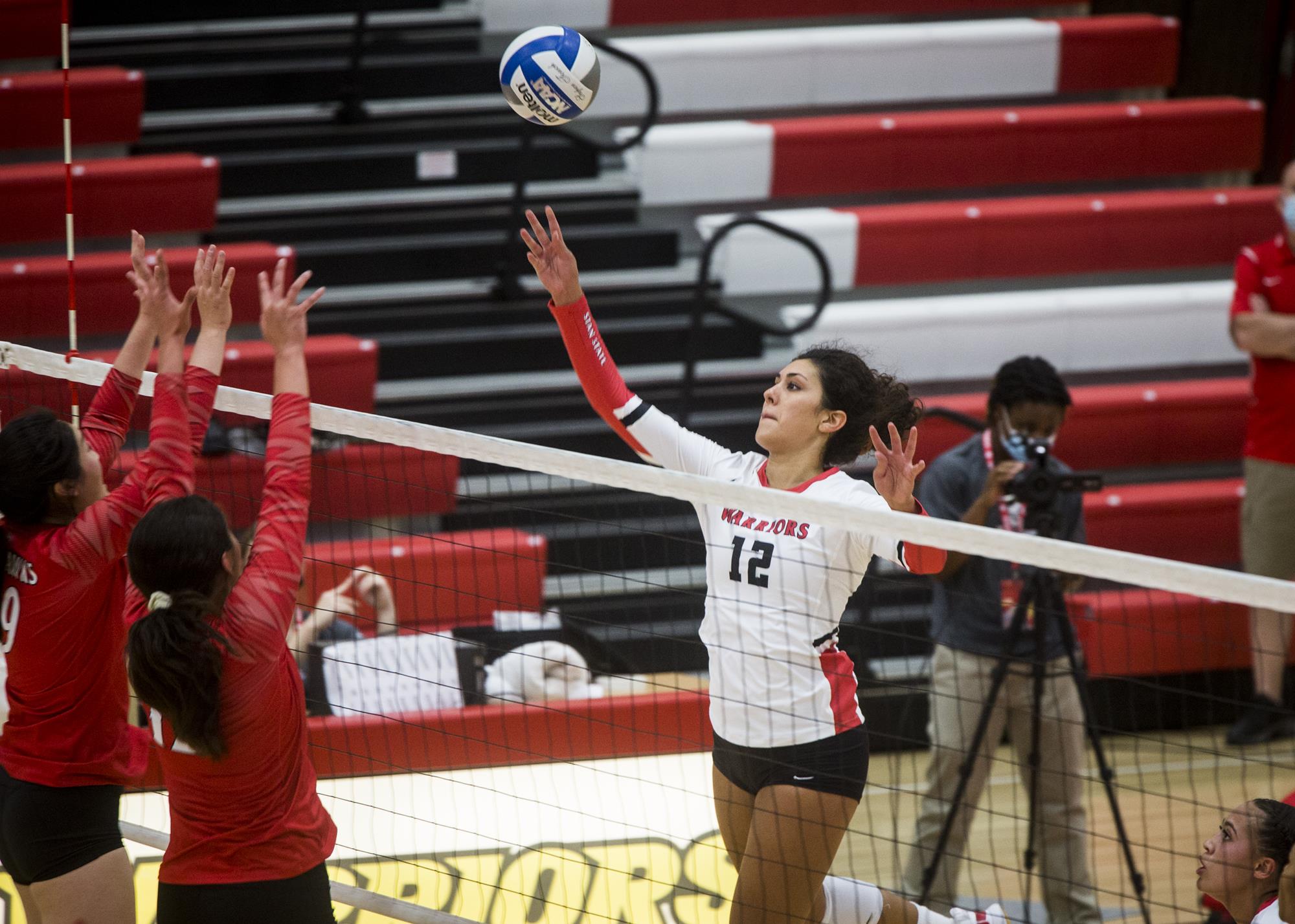Yisel Perez - Volleyball - Stanislaus State Athletics
