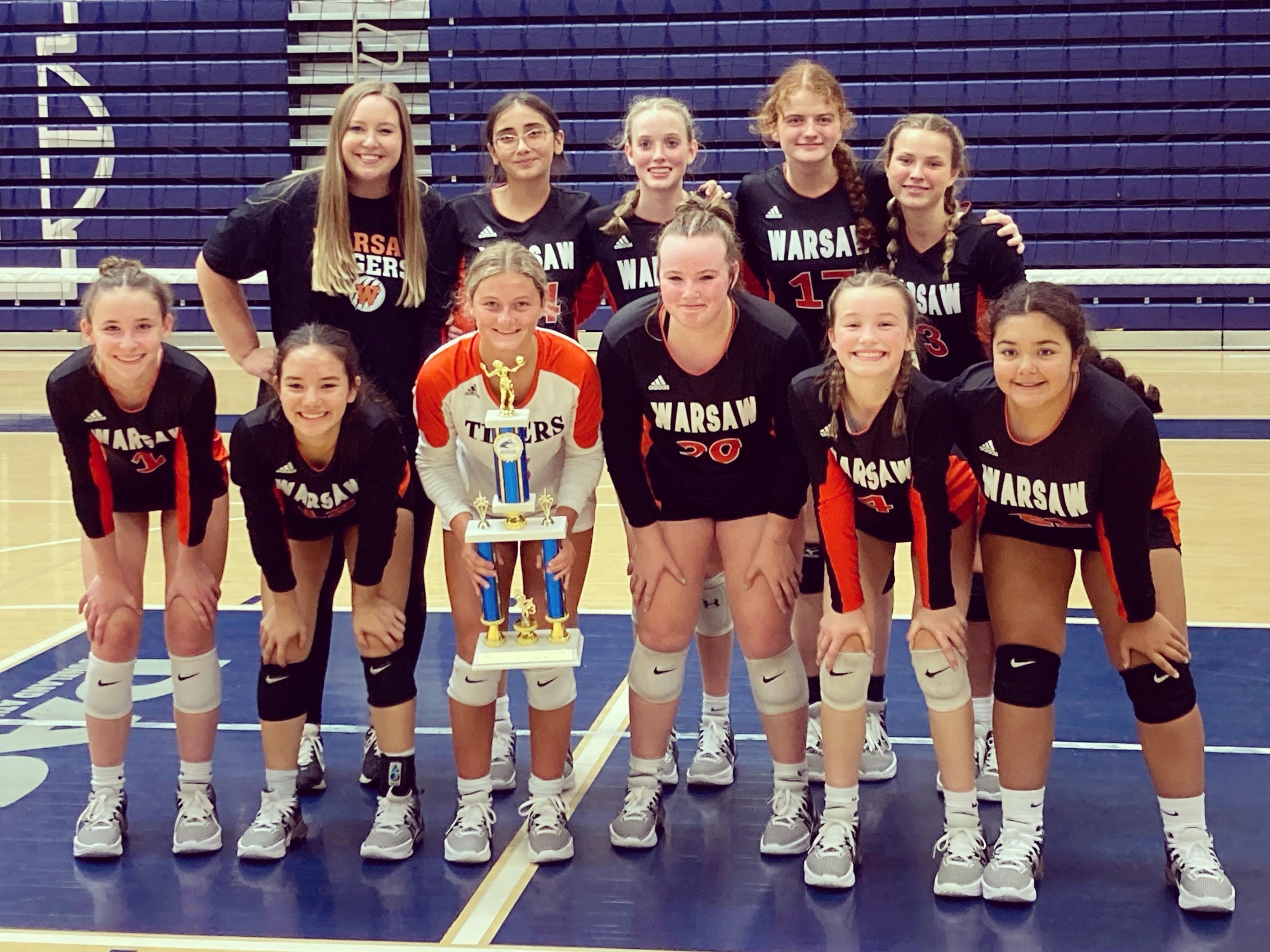 Frosh VB Tops Panthers in 3 - Warsaw Community High School