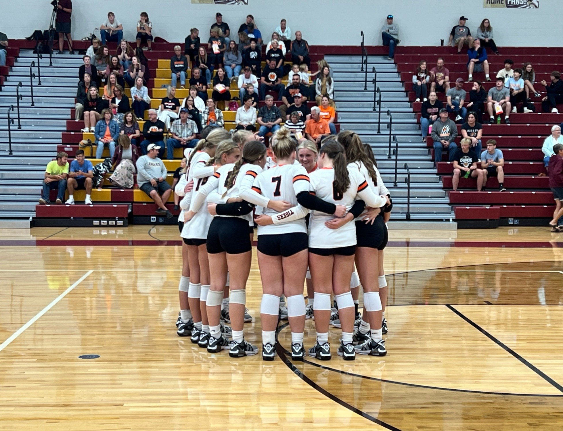 Volleyball Rolls at Columbia City - Warsaw Community High School