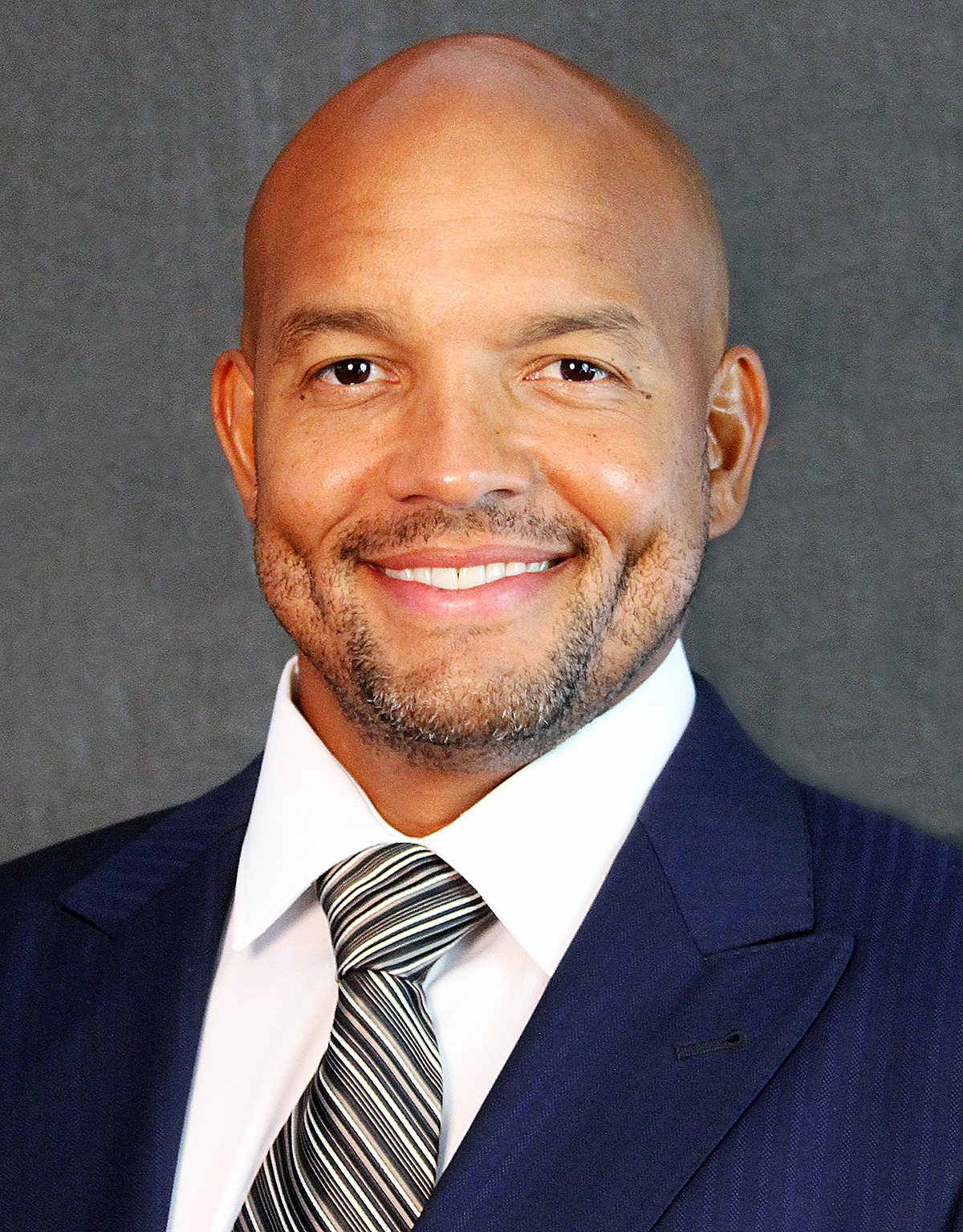 Jimmy Lake - Football Coach - University of Washington Athletics