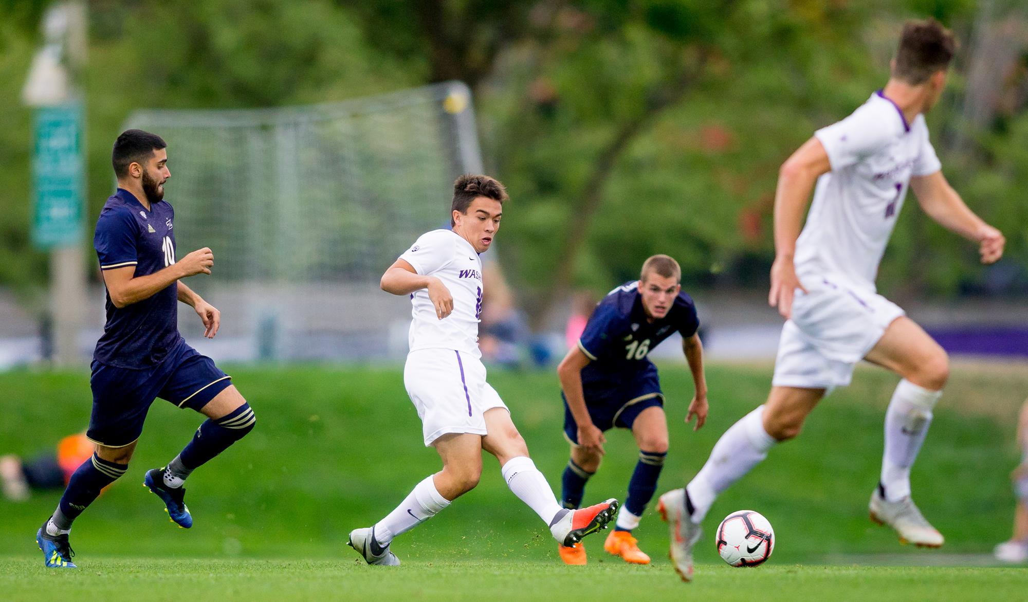 Charlie Ostrem - Men's Soccer - University of Washington Athletics
