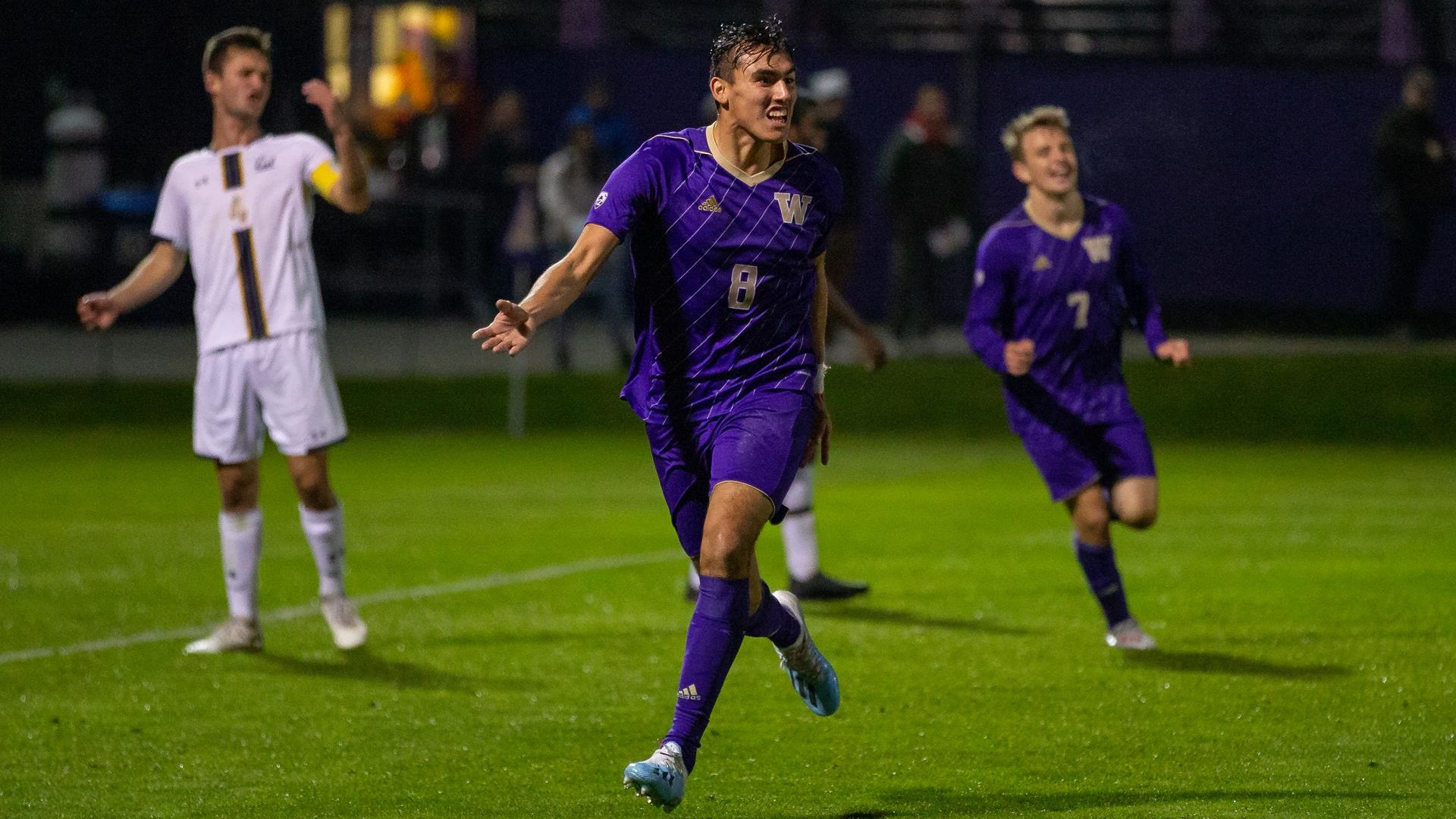 Gio Miglietti - Men's Soccer - University of Washington Athletics