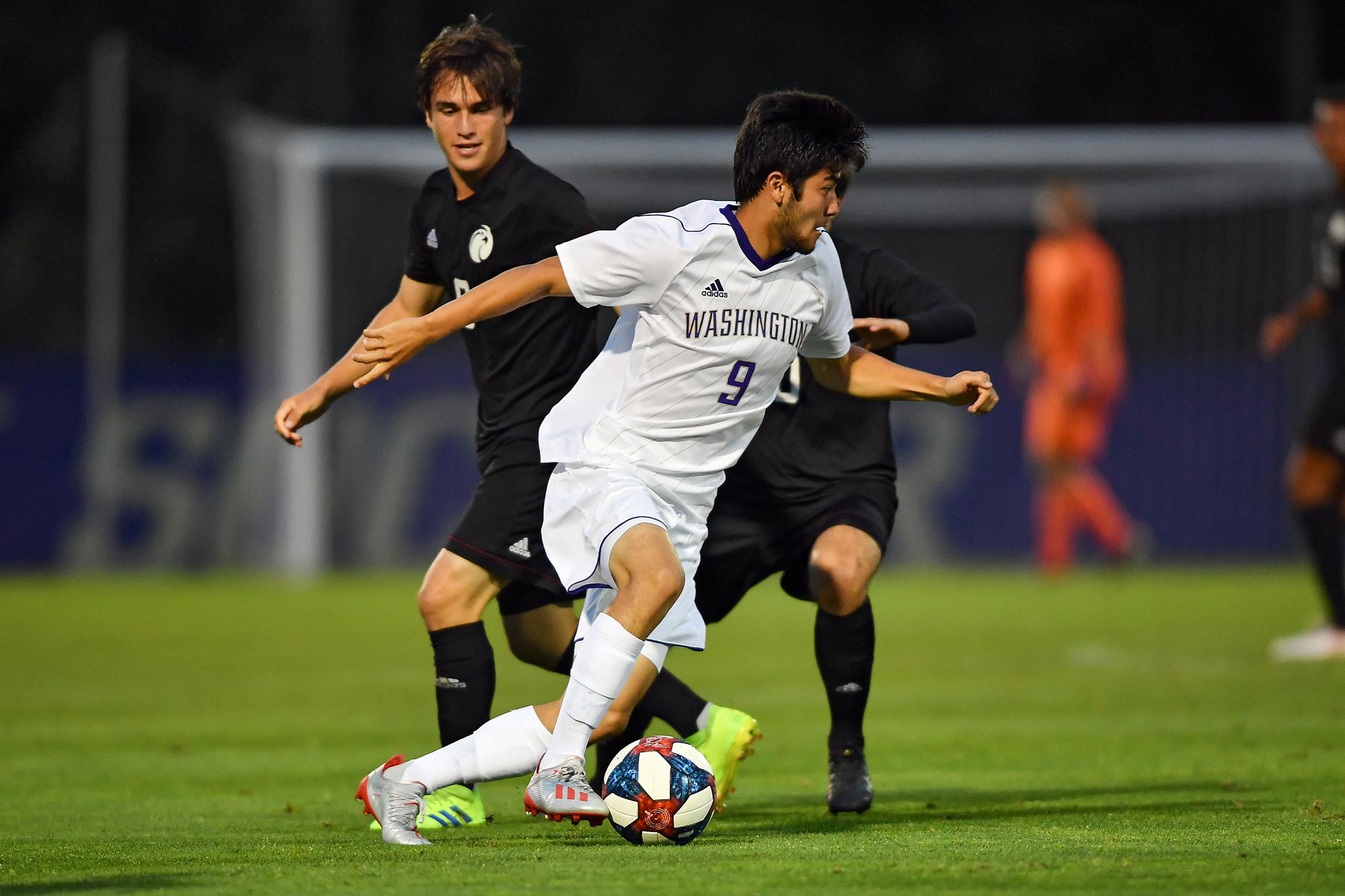 Dylan Teves - Men's Soccer - University of Washington Athletics