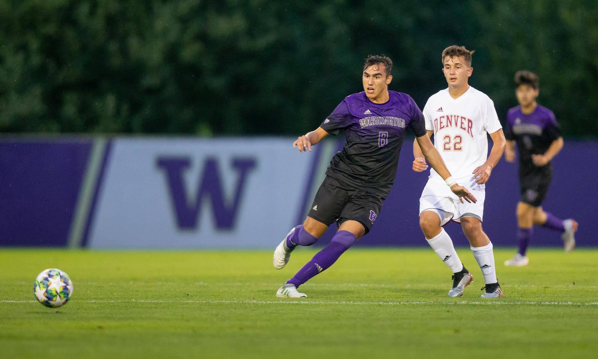 Gio Miglietti - Men's Soccer - University of Washington Athletics