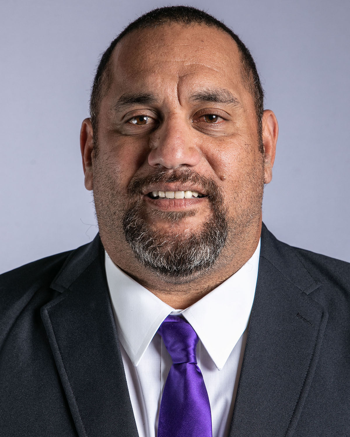Inoke Breckterfield - Football Coach - University of Washington Athletics