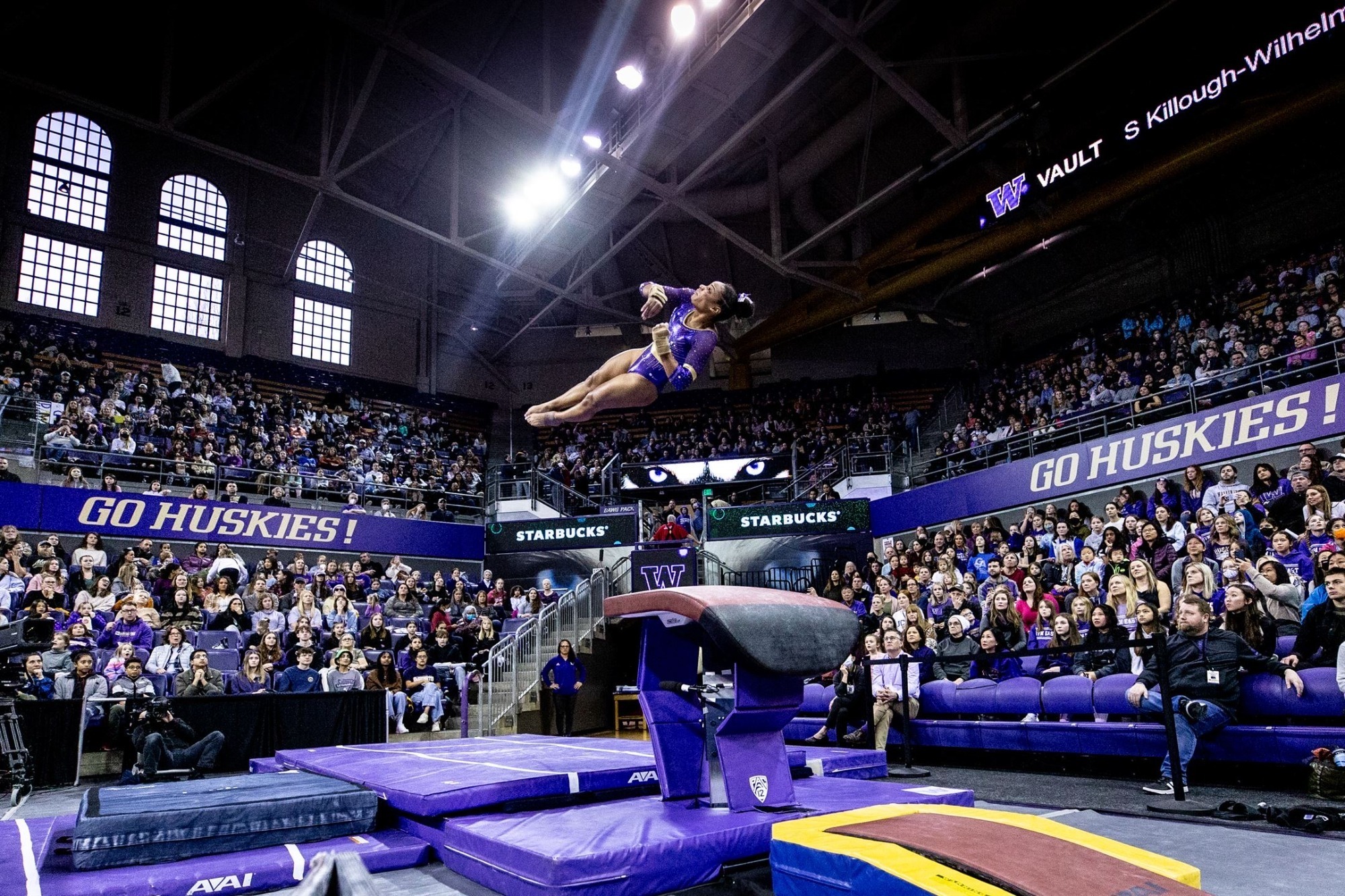 Amara Cunningham - Gymnastics - University of Washington Athletics