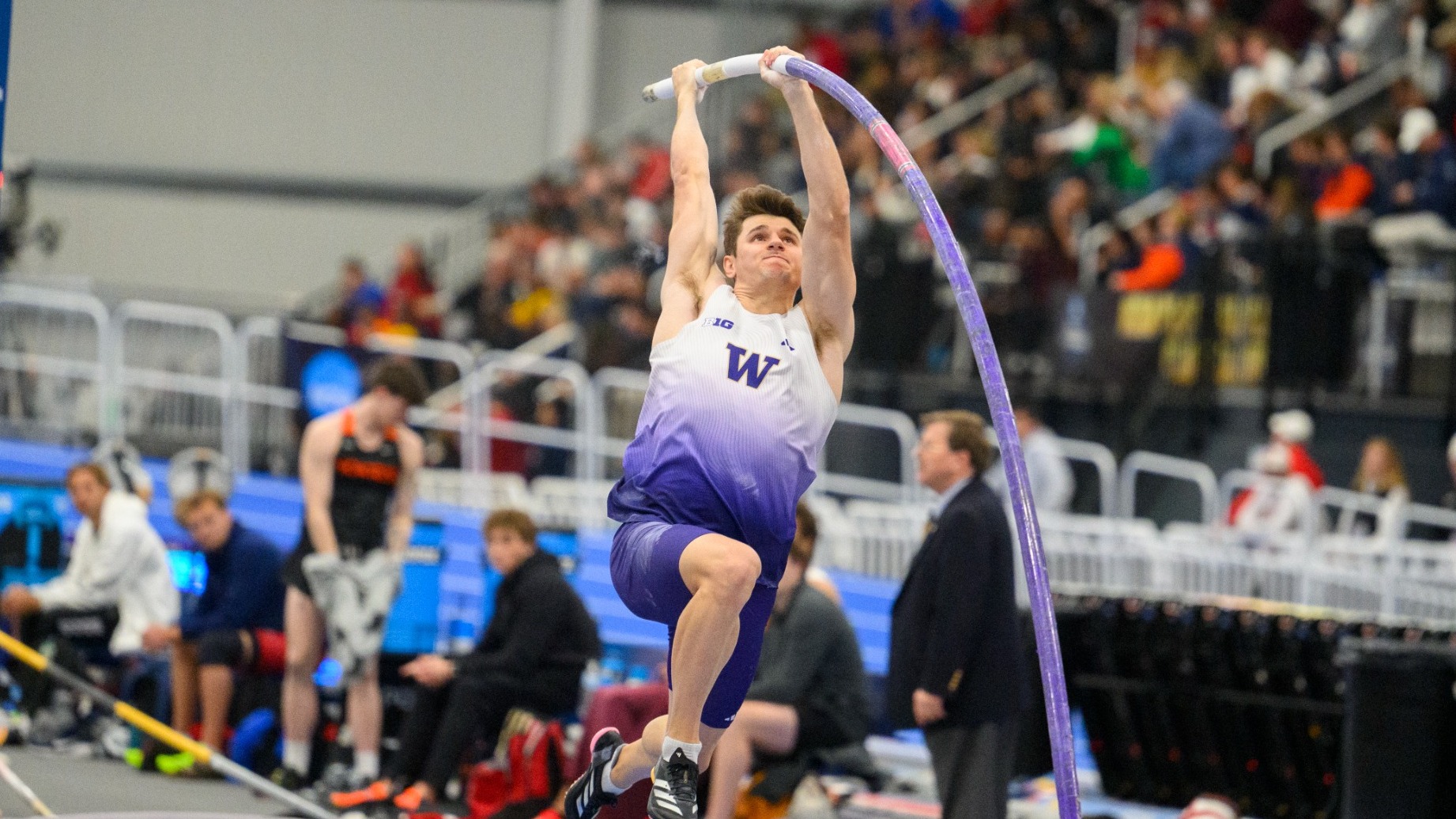 Huskies Return To Historic Penn Relays - University of Washington Athletics