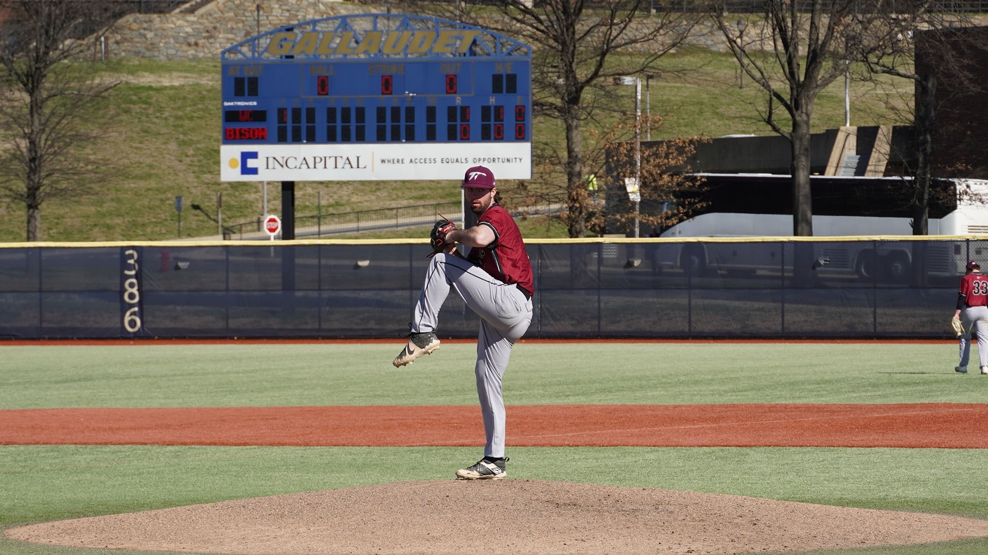 Shoremen Split First Two in Bison Classic - Washington College