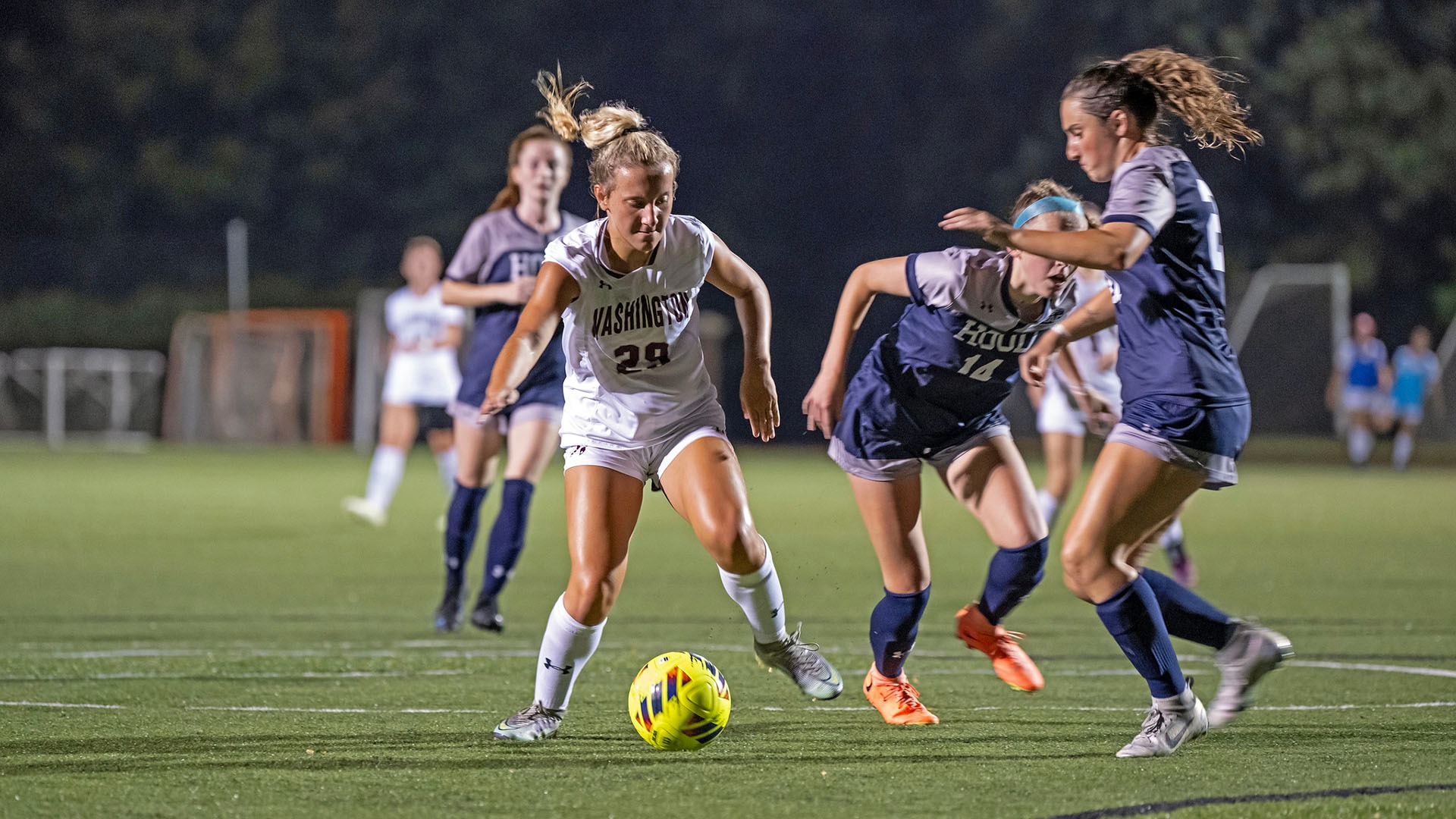 Shorewomen Overcome Weather and Blazers, 2-0 - Washington College