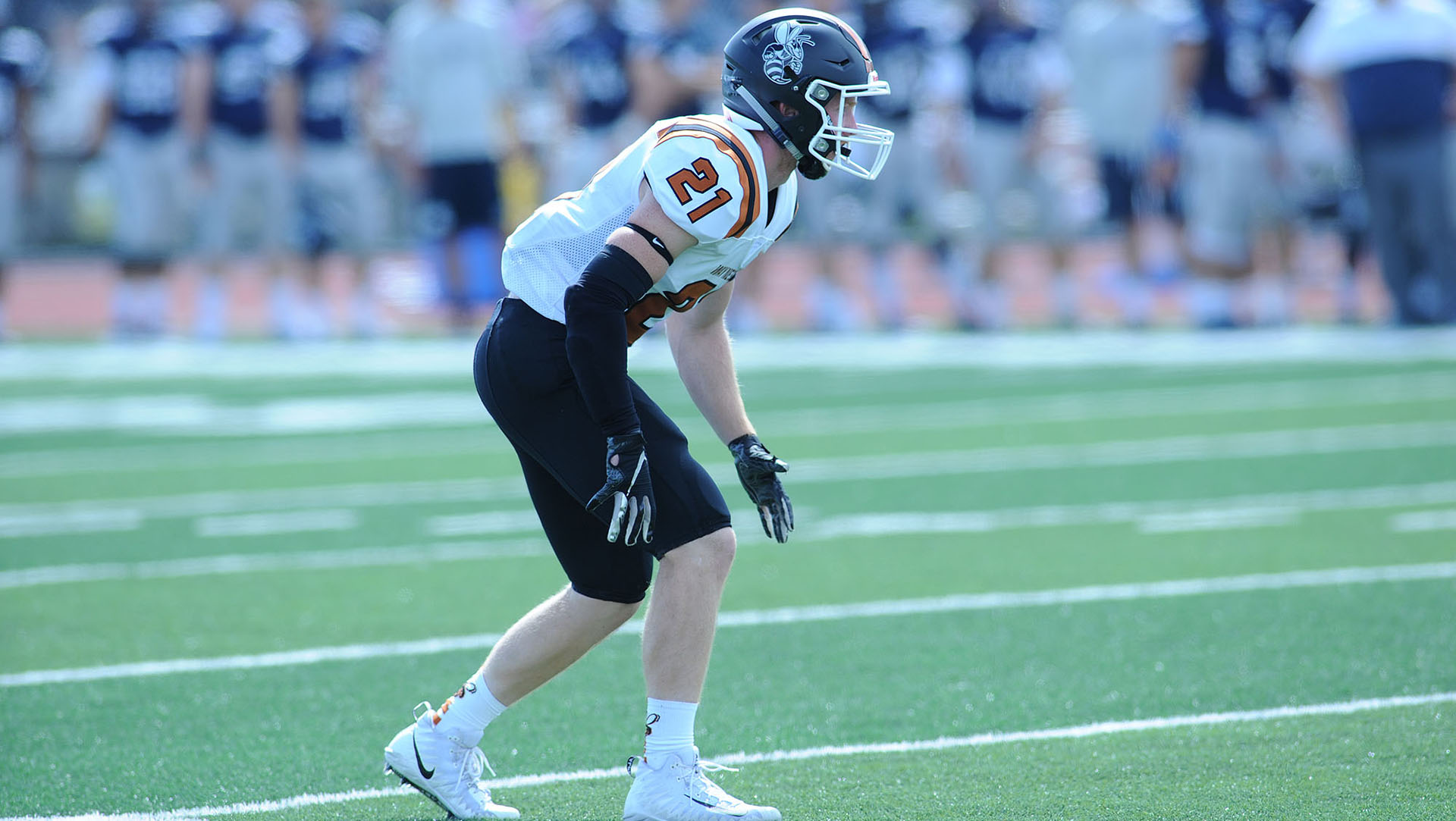 Jackets win thriller on homecoming - Waynesburg University Athletics