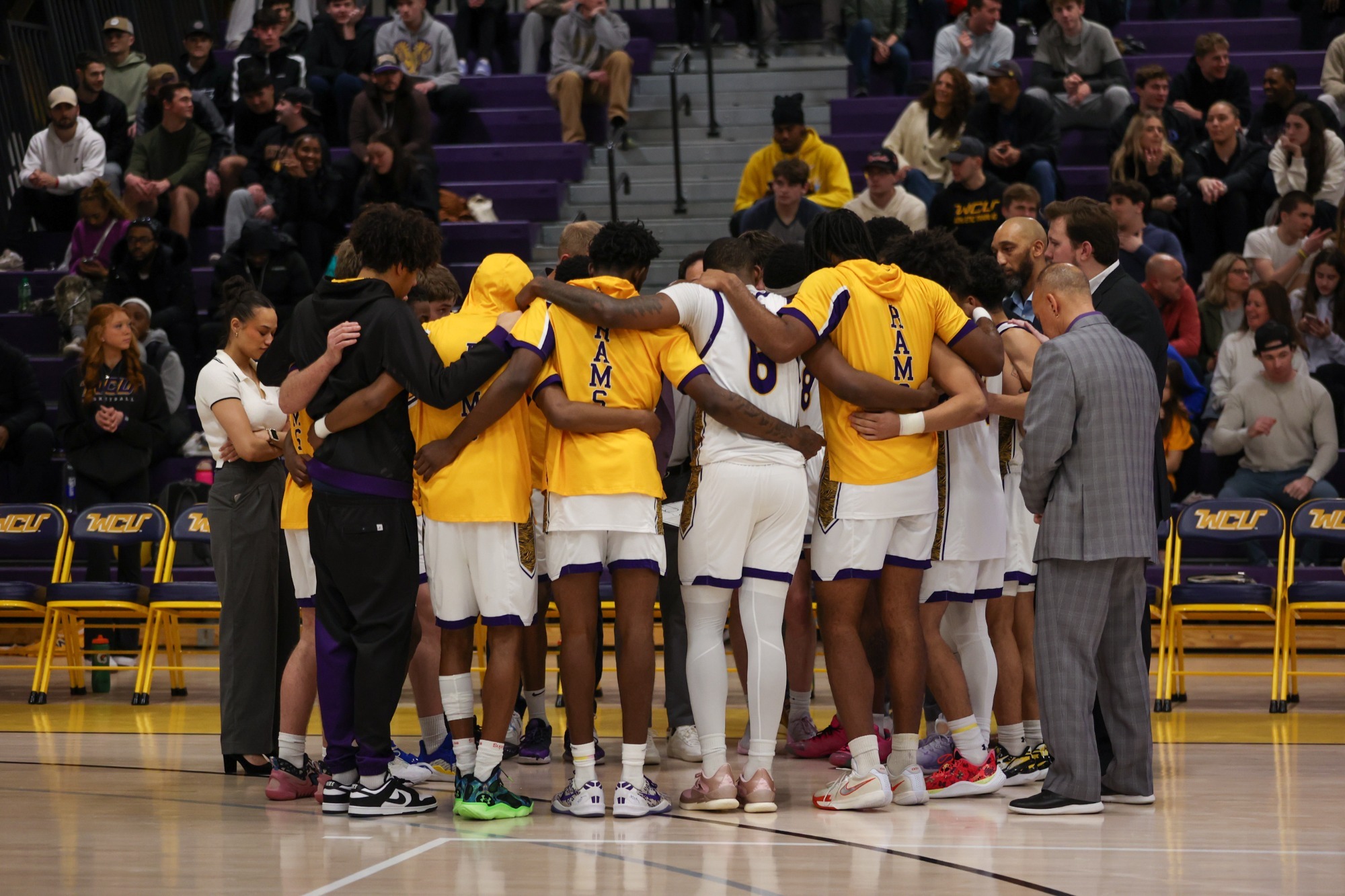 Sixth-Seeded Men's Basketball Ready to Open NCAA Tournament vs Third ...