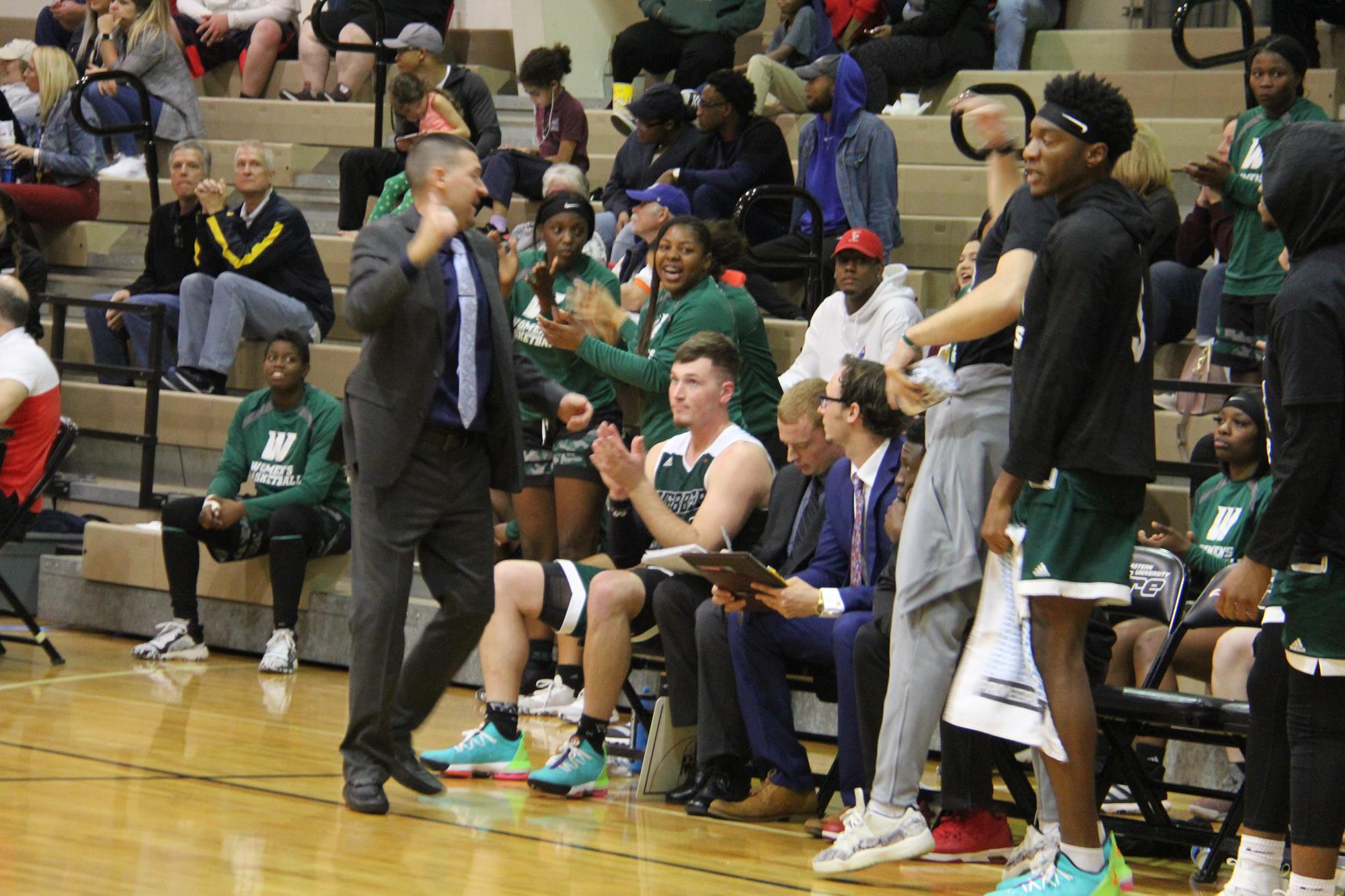 Men’s basketball upsets nationally-recognized Southeastern - Webber ...
