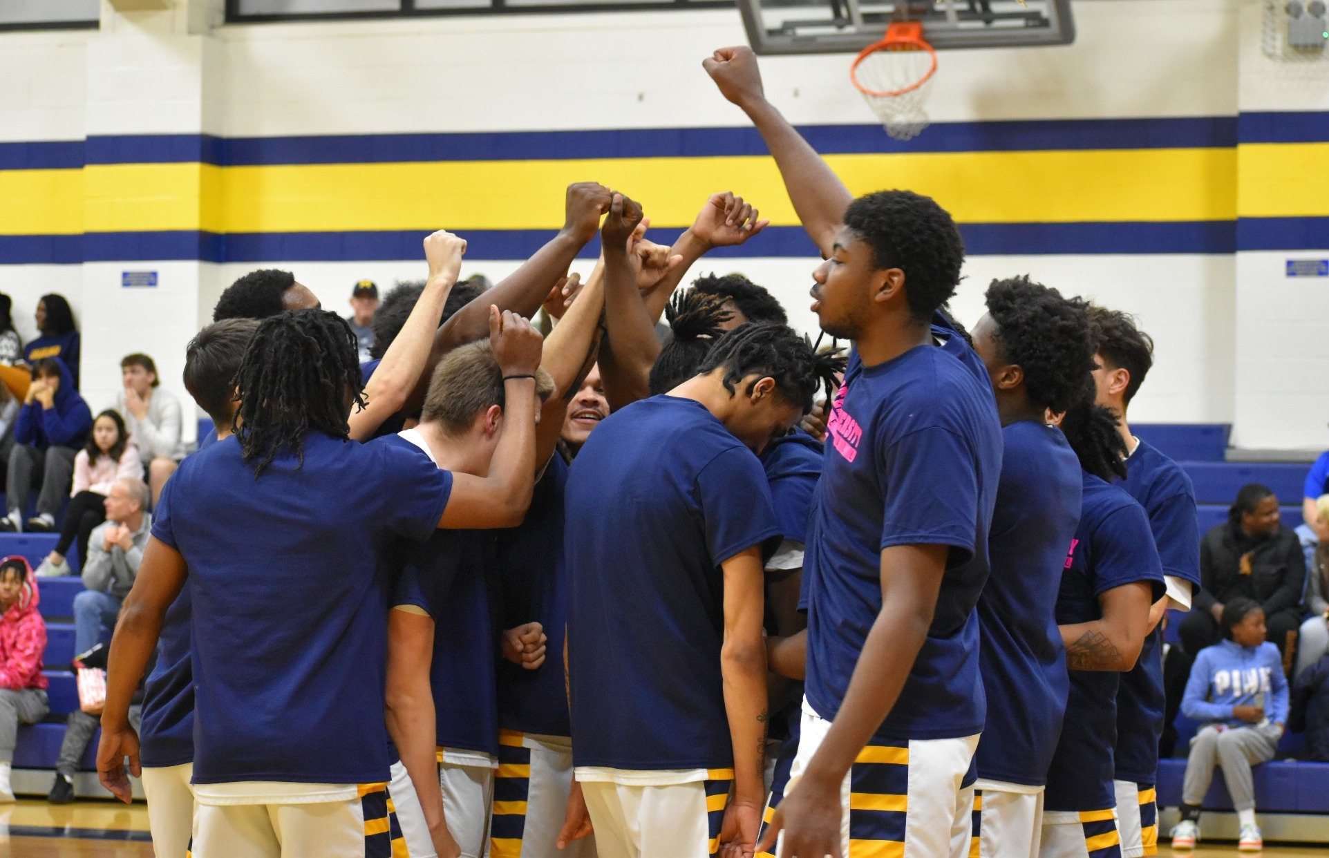 Gorloks Comeback Falls Short - Webster University Athletics