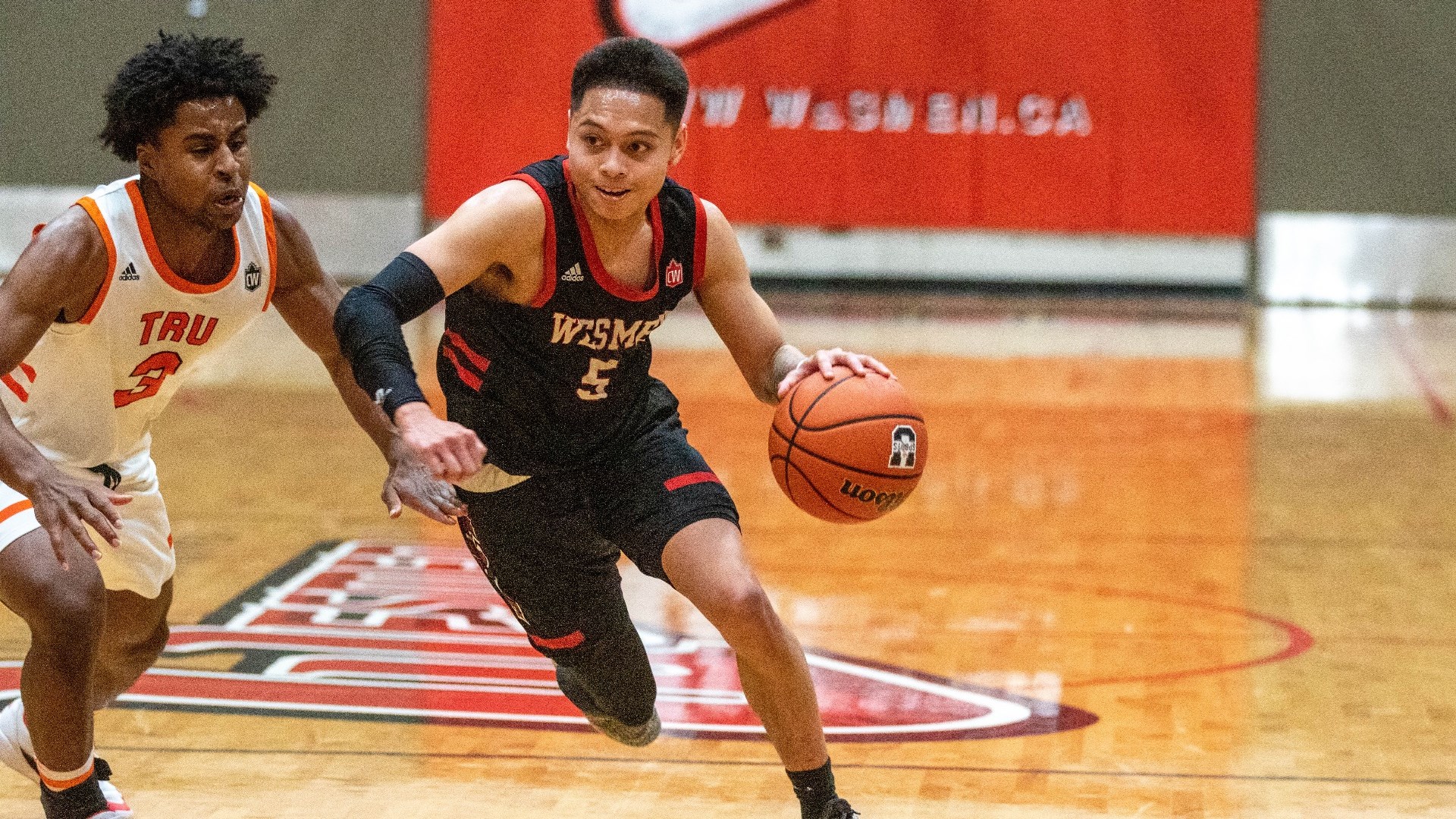 MBB | Defensive stops lift Wesmen to 2-0 start - University of Winnipeg
