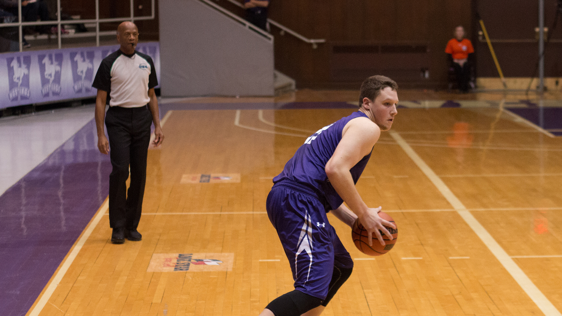 Cameron Morris - Men's Basketball - Western Mustangs Sports