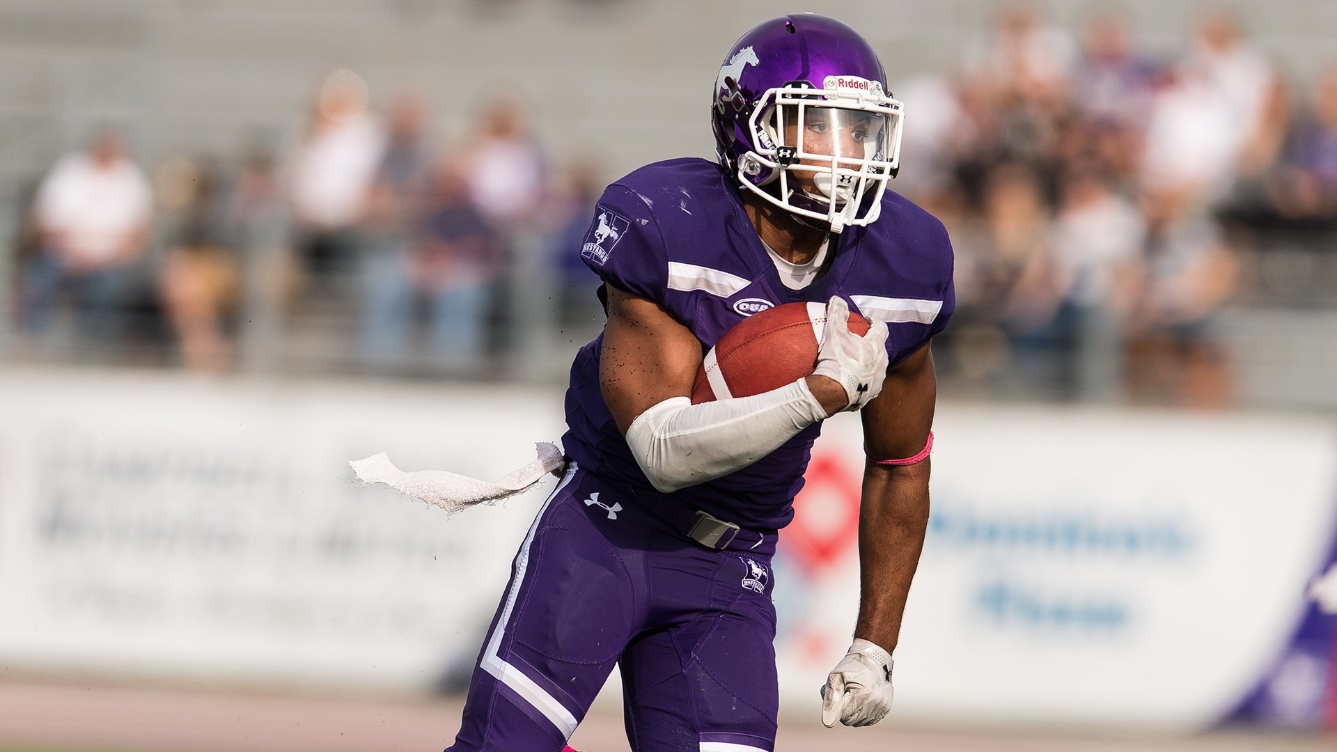 Trey Humes - Football - Western Mustangs Sports