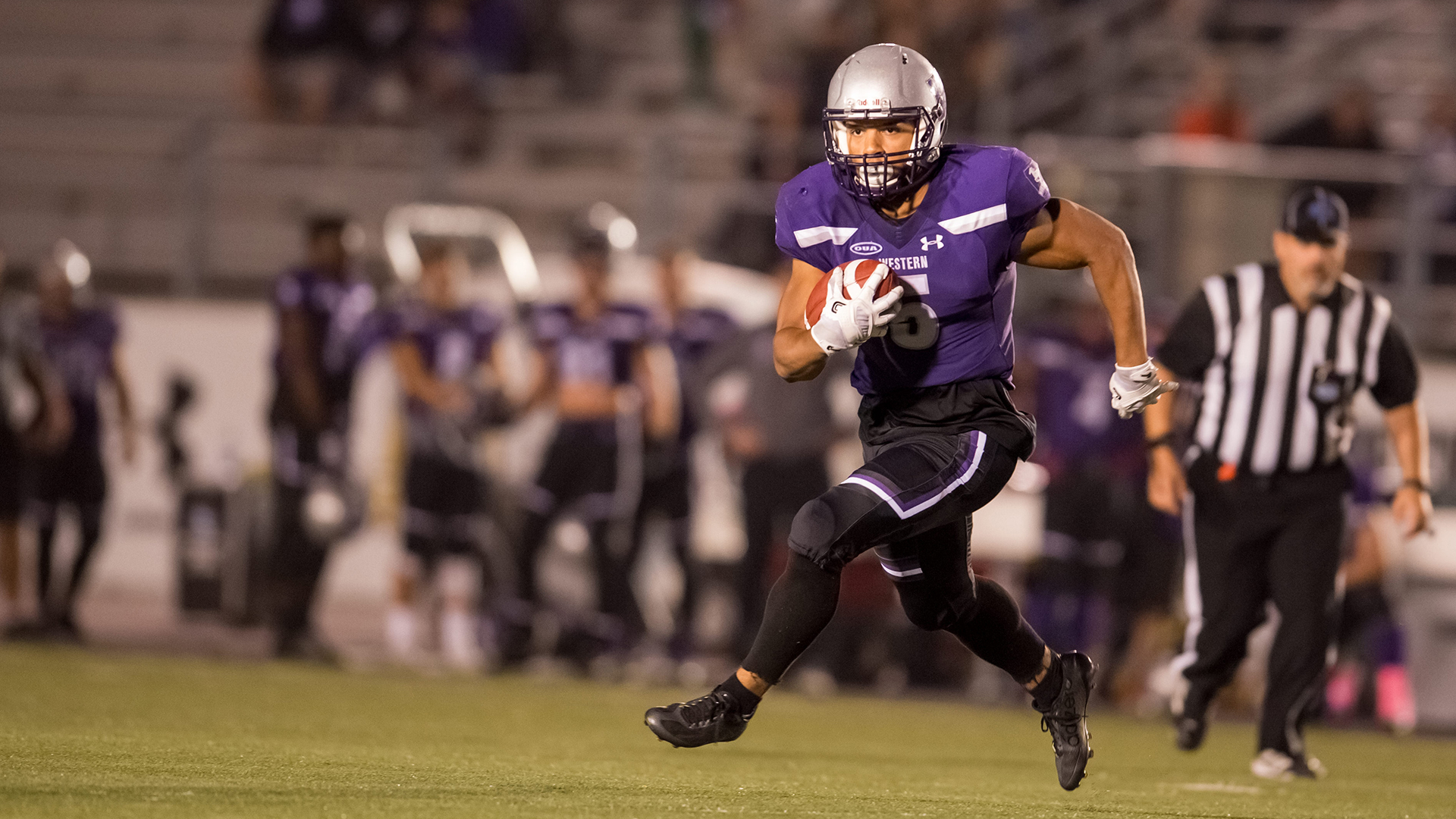 Alex Taylor - Football - Western Mustangs Sports