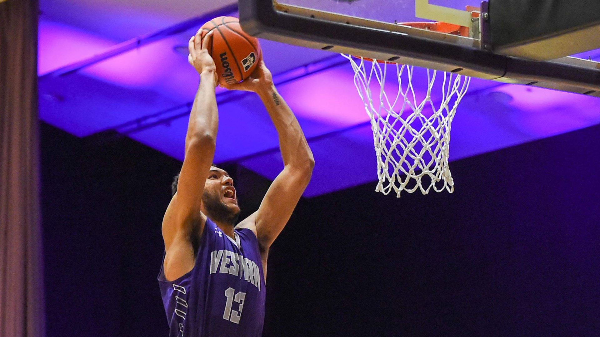 Julian Walker - Men's Basketball - Western Mustangs Sports