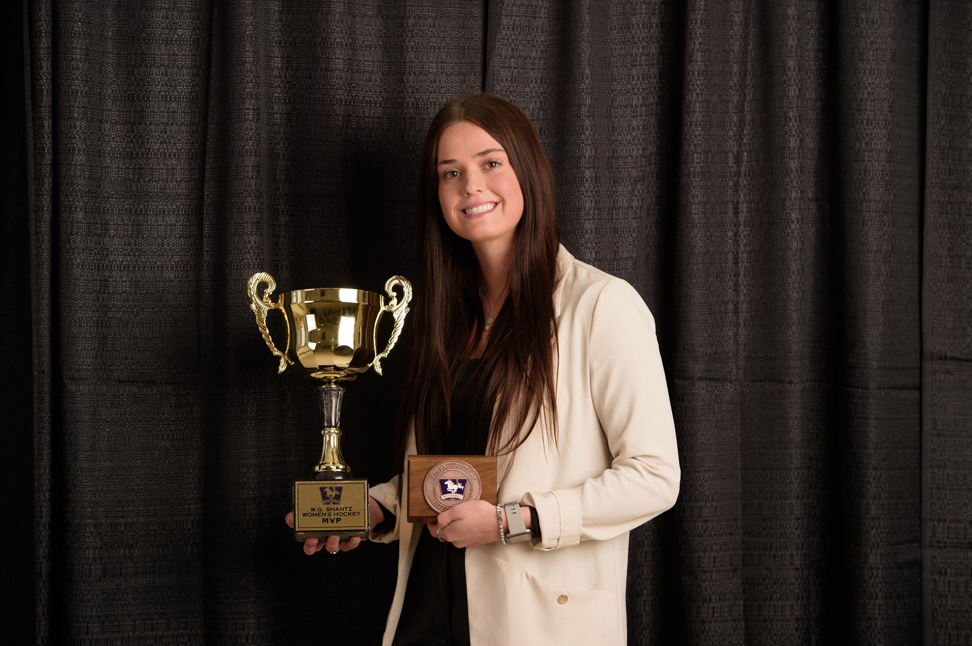 Kaitlyn Booth - Women's Hockey - Western Mustangs Sports