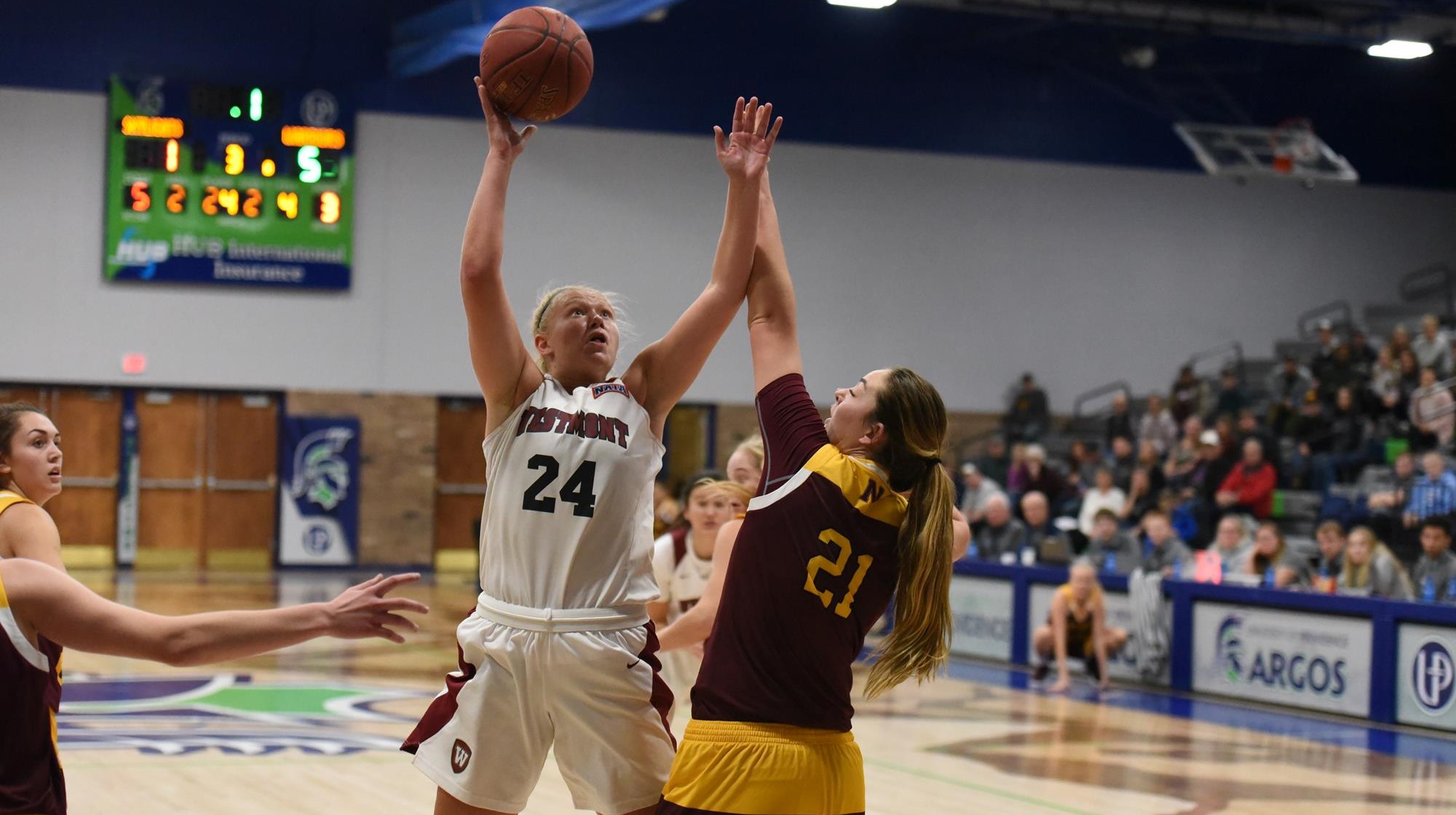 Warriors Overshadow Skylights - Westmont College Athletics