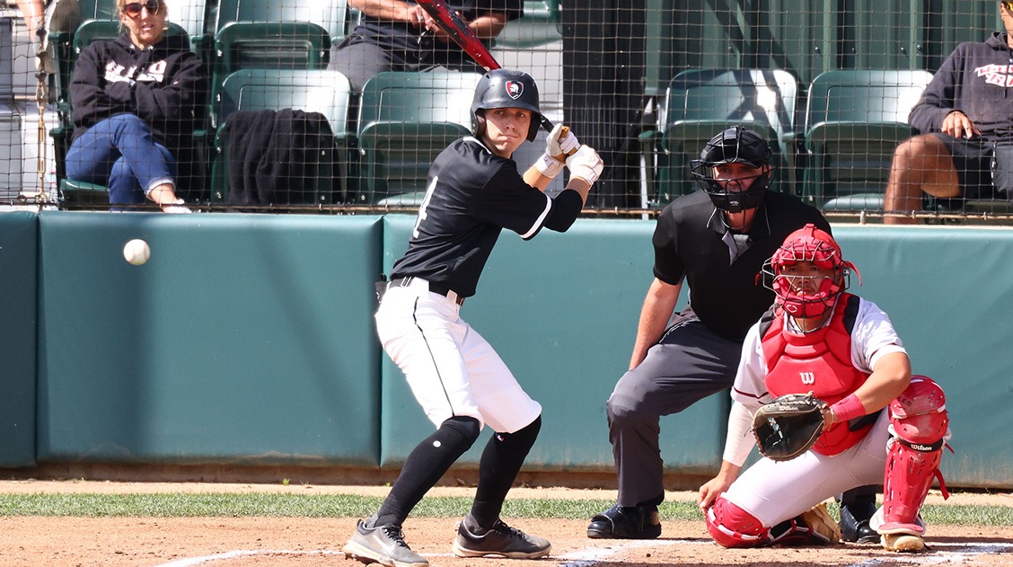 Long Ball and Pitching Produce Wins - Westmont College Athletics