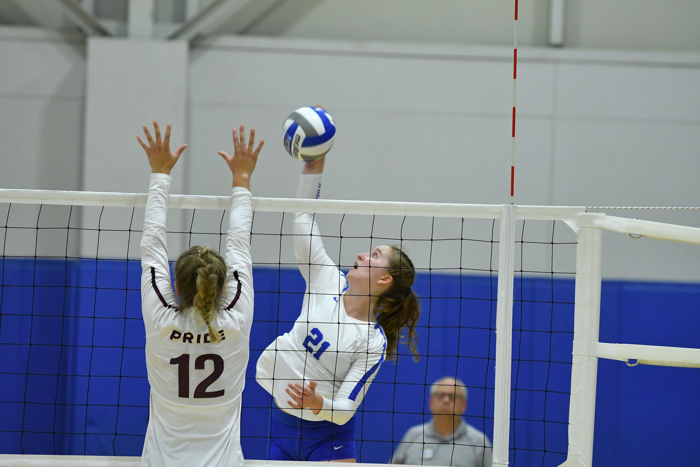 Lyon Leads Women's Volleyball to 3-1 Win over WPI - Wheaton College (MA)