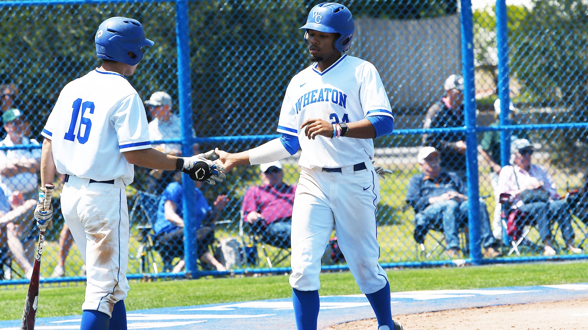 Baseball Defeats Coast Guard, 10-5 - Wheaton College (MA)