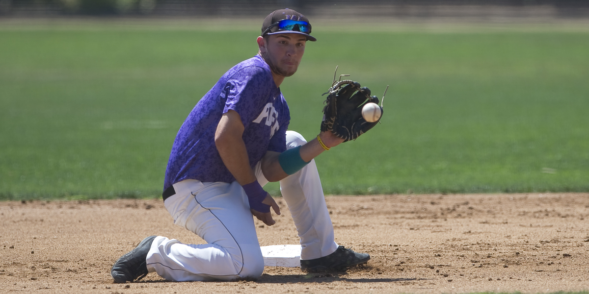 Baseball ends 2018 with series against Leopards - Whittier College