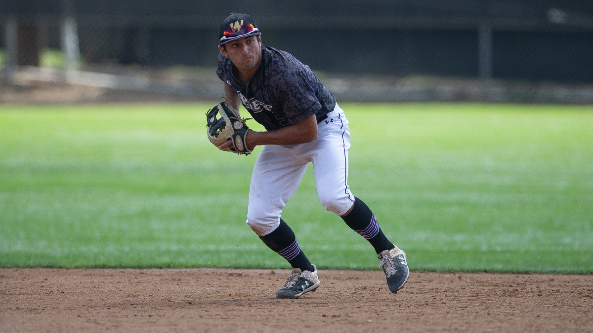 Poets end the weekend beating Dallas 9-5 - Whittier College