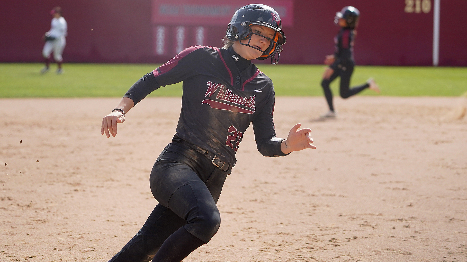 Softball splits at Pacific on Sunday - Whitworth University