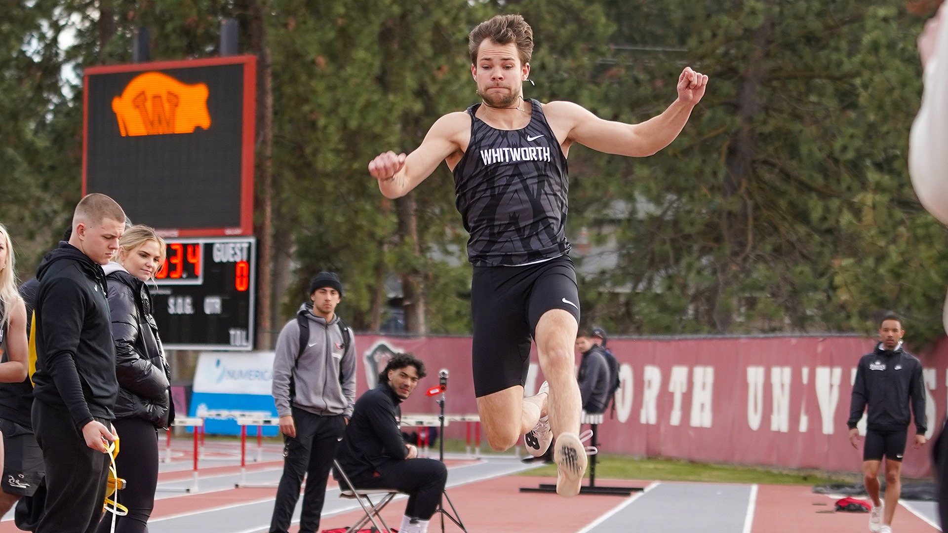 Riley Flanagan - 2024 - Track and Field - Whitworth University