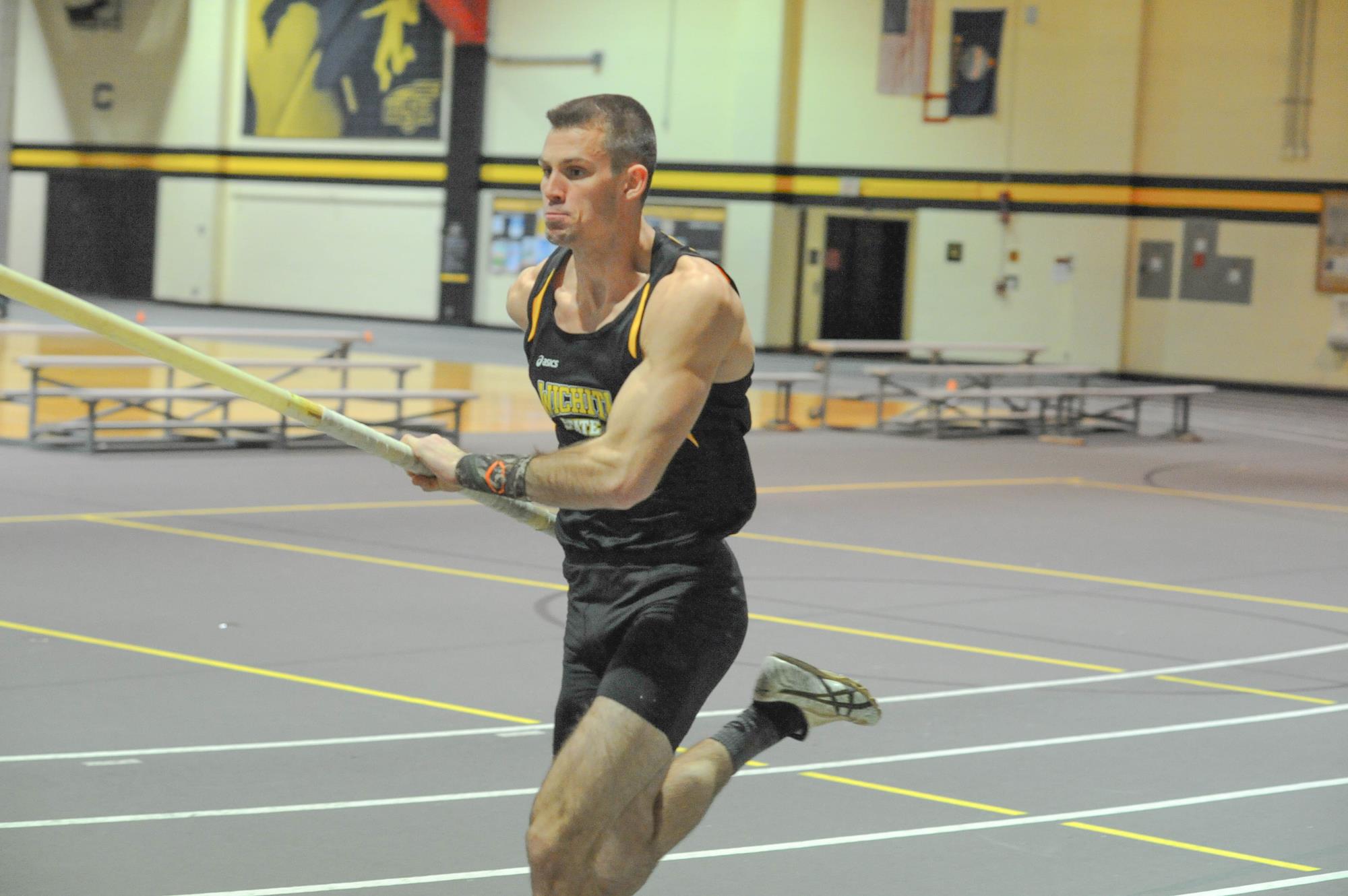 Hunter Veith - Track and Field - Wichita State Athletics