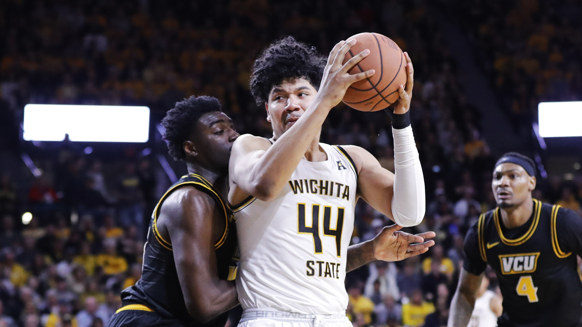 Isaiah Poor Bear-Chandler - Men's Basketball - Wichita State Athletics