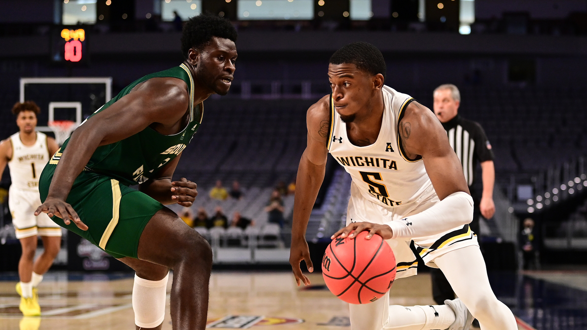 Trey Wade - Men's Basketball - Wichita State Athletics
