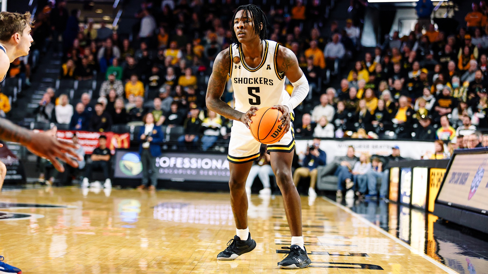 Jaron Pierre Jr. - Men's Basketball - Wichita State Athletics