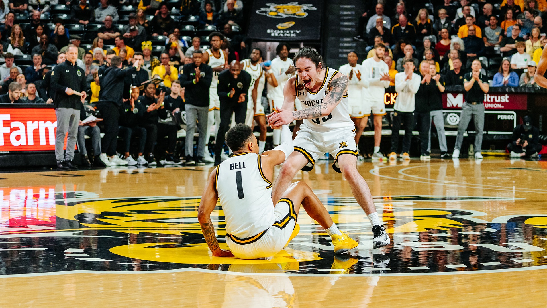 Shockers Lead Wire-to-Wire, Rout Roadrunners - Wichita State Athletics