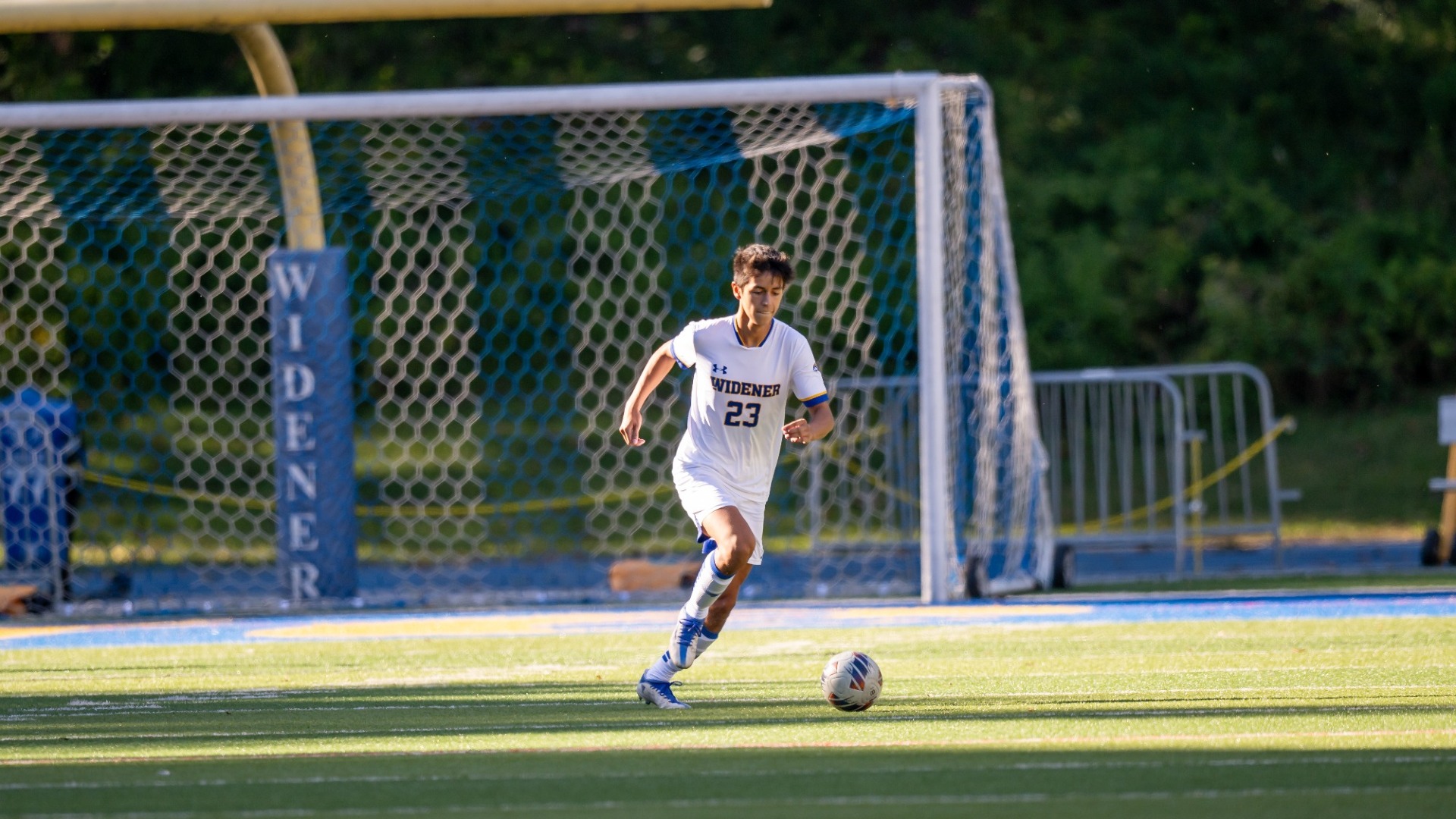 Men's Soccer Takes Down Alvernia Golden Wolves in MAC Semifinals ...