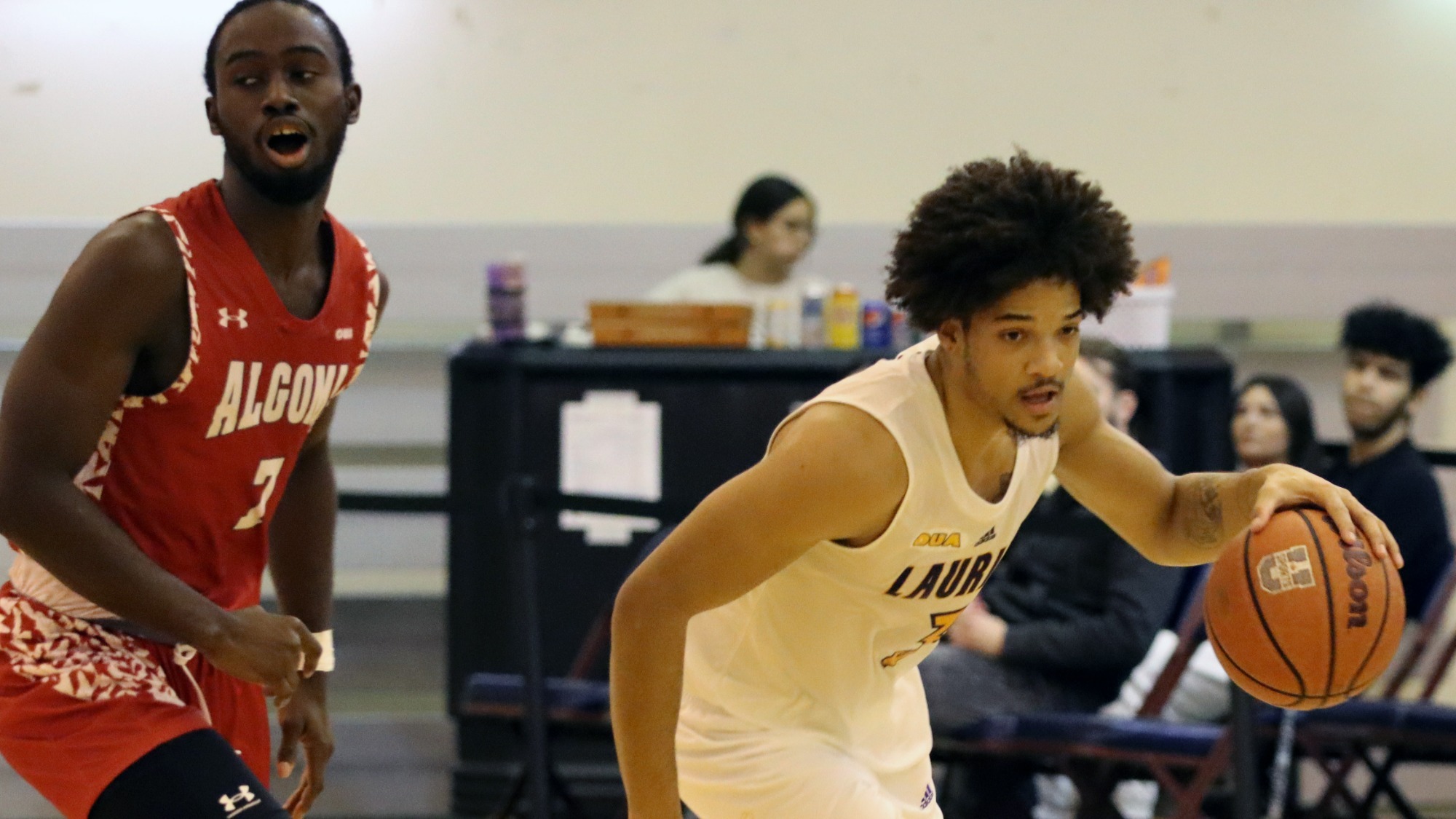 Golden Hawks escape Thunderbirds with weekend sweep - Laurier Athletics ...