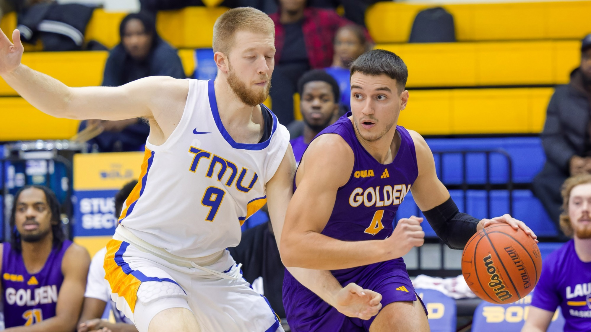 Laurier escapes #7 TMU with a comeback win - Laurier Athletics ...