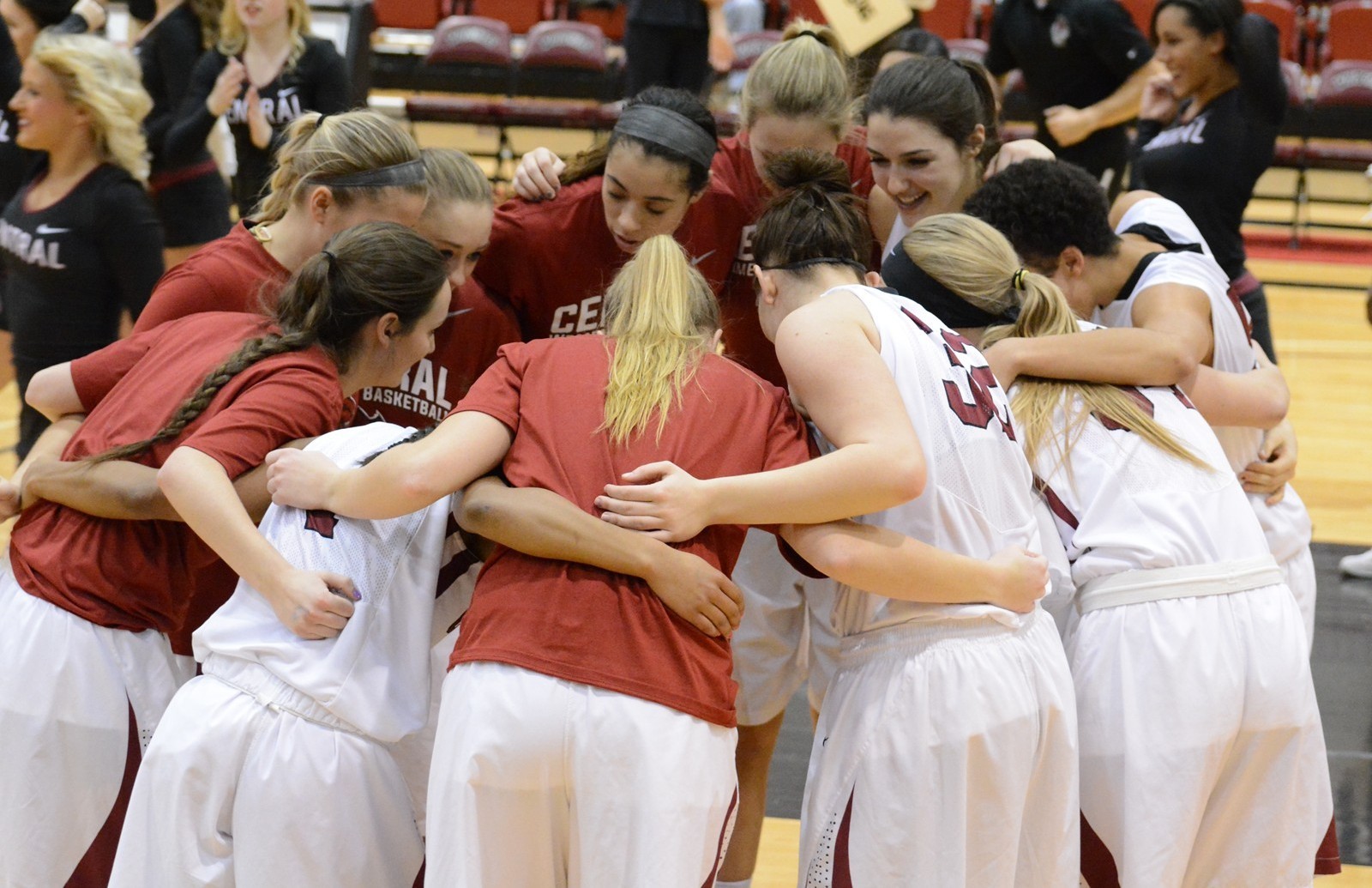 Erika Locker - Women's Basketball - Central Washington University Athletics