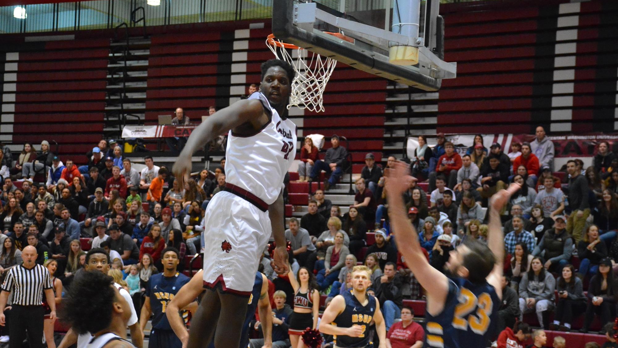 Fuquan Niles - Men's Basketball - Central Washington University Athletics