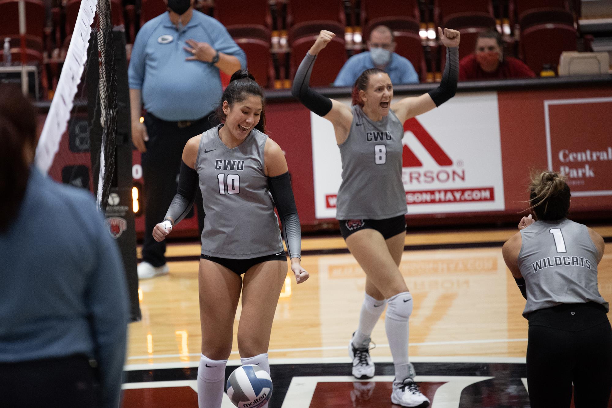 Kylee Yamashita - Women's Volleyball - Central Washington University ...