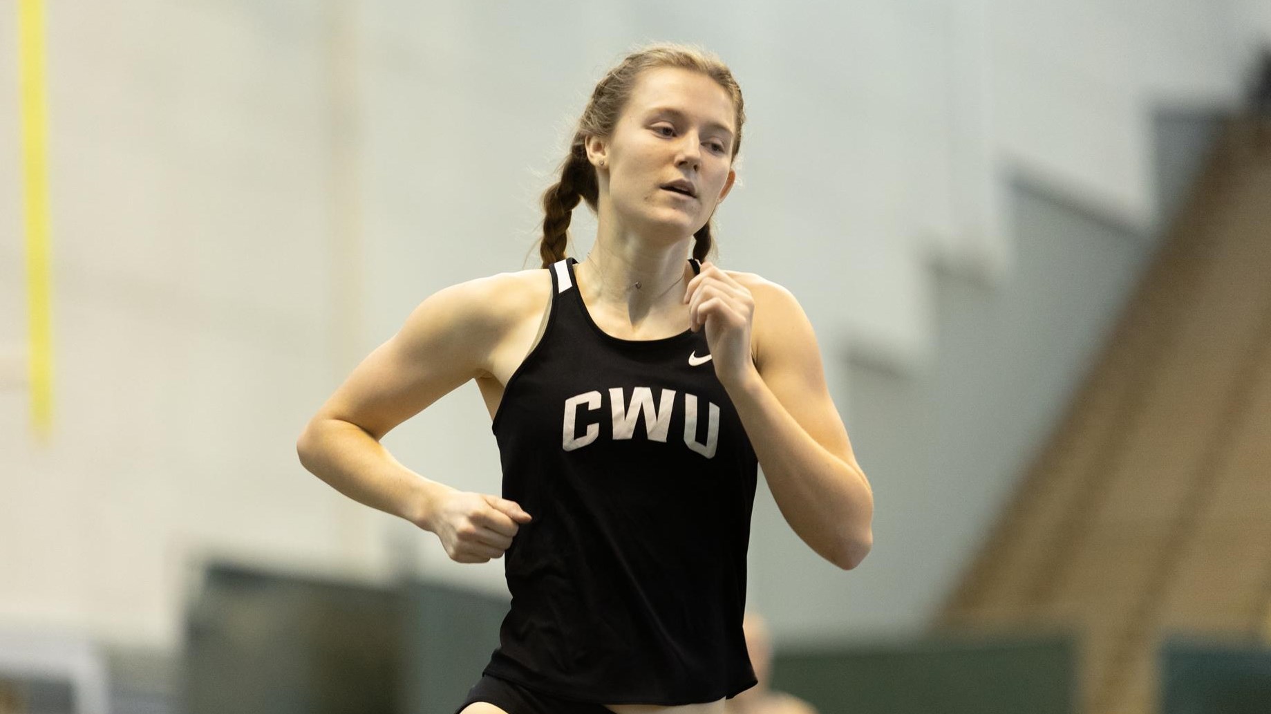 McCall DeChenne - Track and Field - Central Washington University Athletics