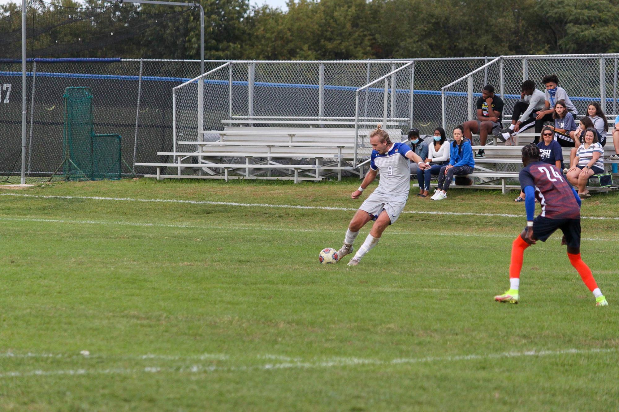 Dylan Youmans - Men's Soccer - Wilson College Athletics