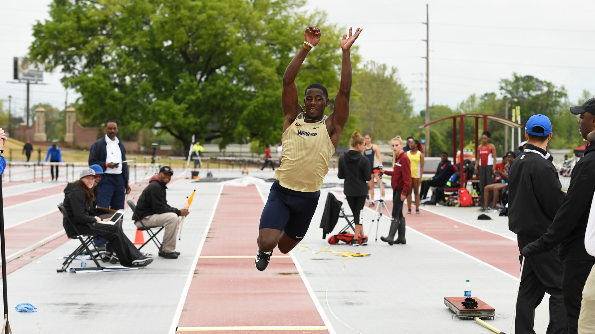 Three WU individuals, one relay team qualify for 2018 NCAA Outdoor ...