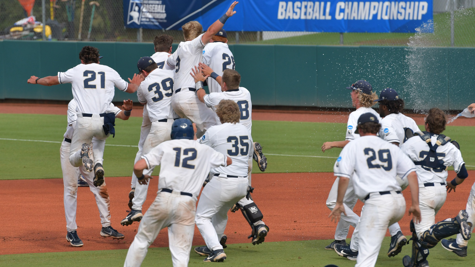 Dula’s walk-off gives #16 Wingate thrilling 5-4 victory over #9 Angelo ...
