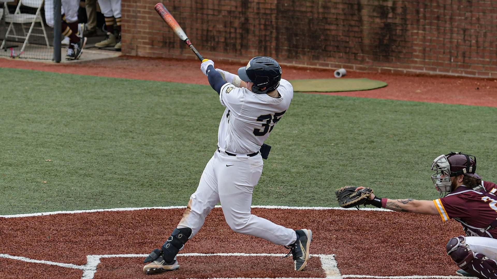 #12 Wingate finishes off weekend sweep with 10-7 victory over Golden ...