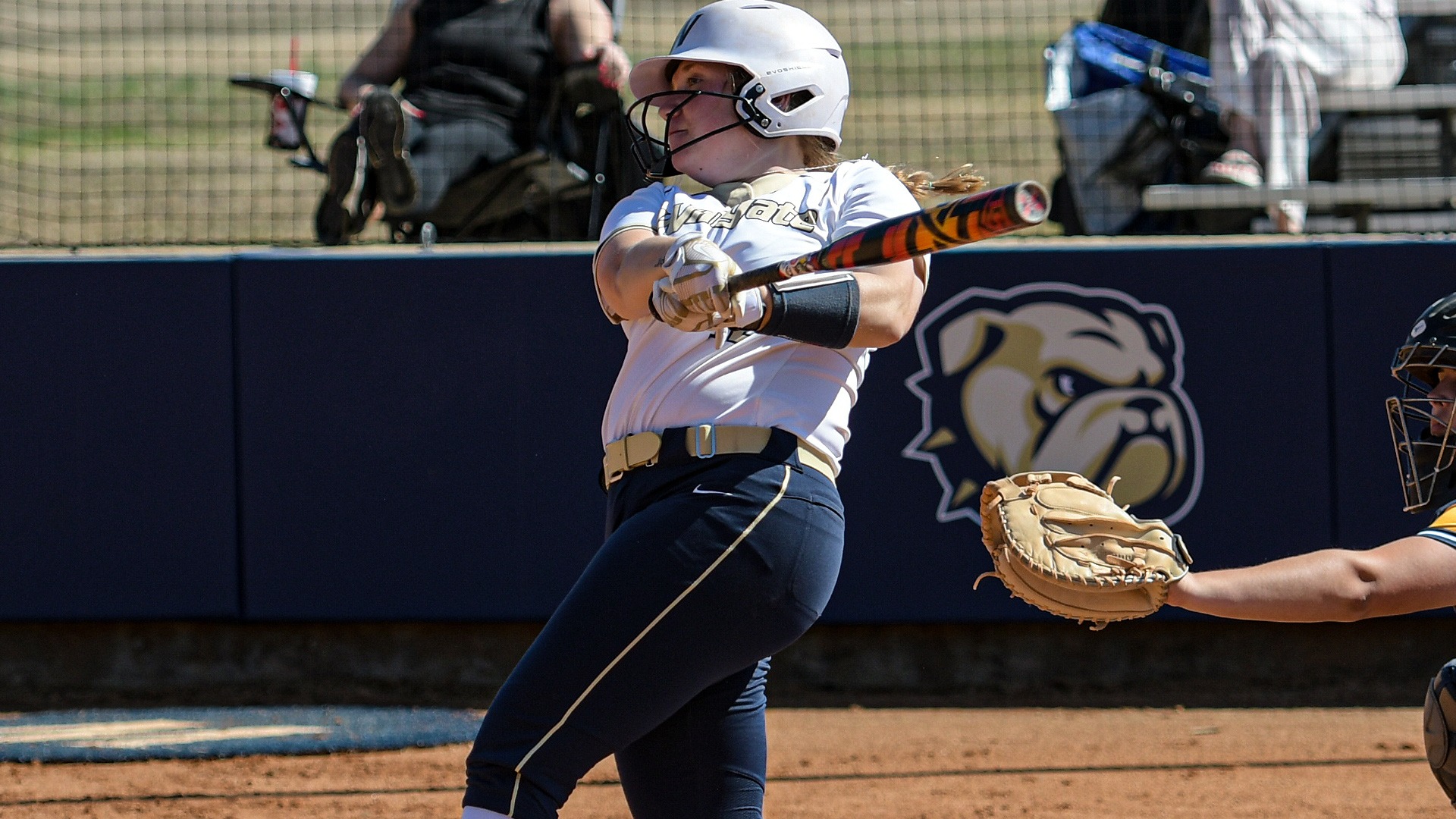 #19 Bulldogs and Wasps split doubleheader - Wingate University Athletics