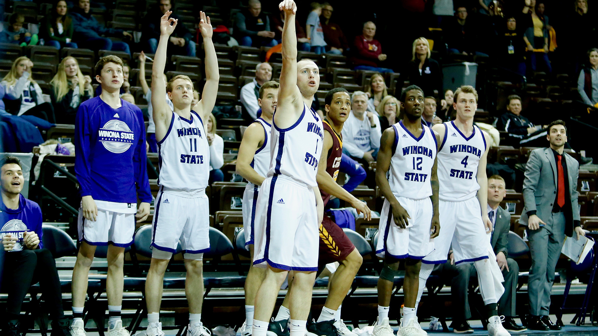 Mason Domask - Men's Basketball - Winona State University Athletics