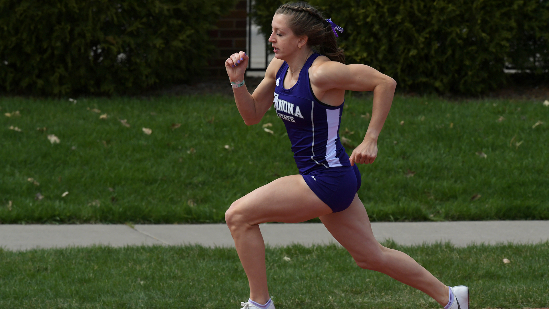 Brittany Schyvinck - Women's Track and Field - Winona State University ...